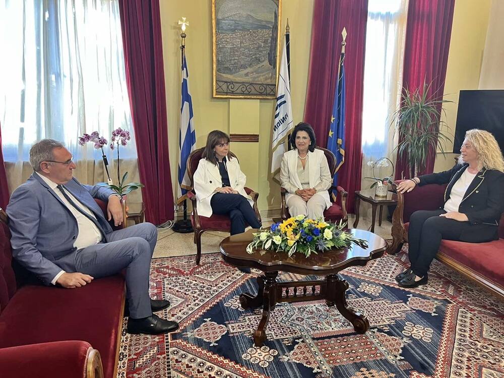 Περιφερειάρχης Ιονίων Νήσων || Η Πρόεδρος της Δημοκρατίας Κατερίνα ...